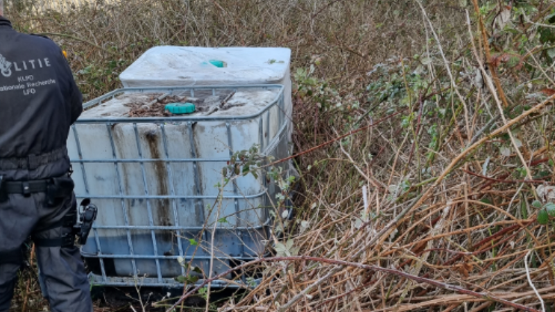 Verdachte aangehouden voor betrokkenheid bij chemisch afval - 112 Nederland