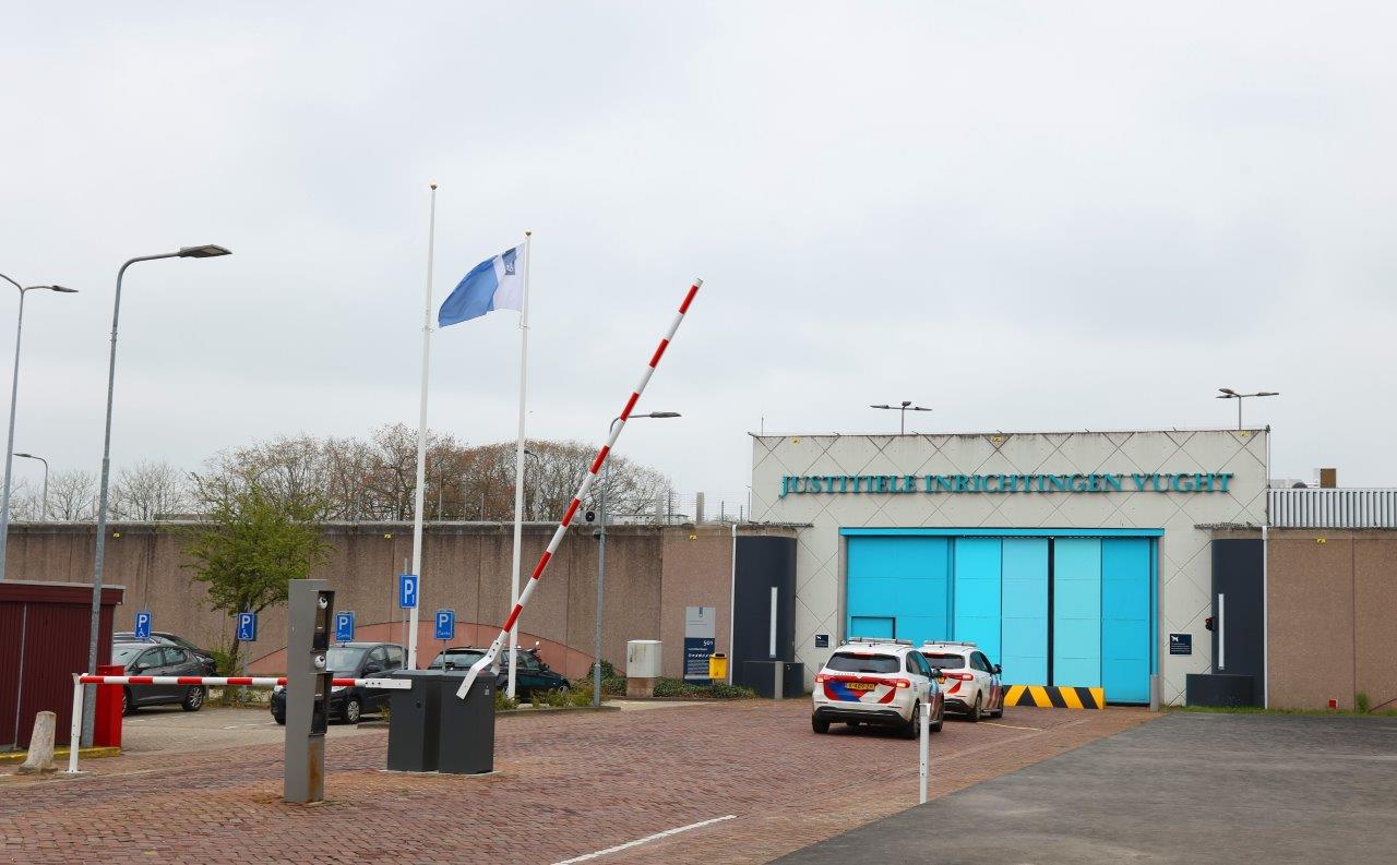Gevangene dood aangetroffen in PI Vught - 112 Nederland