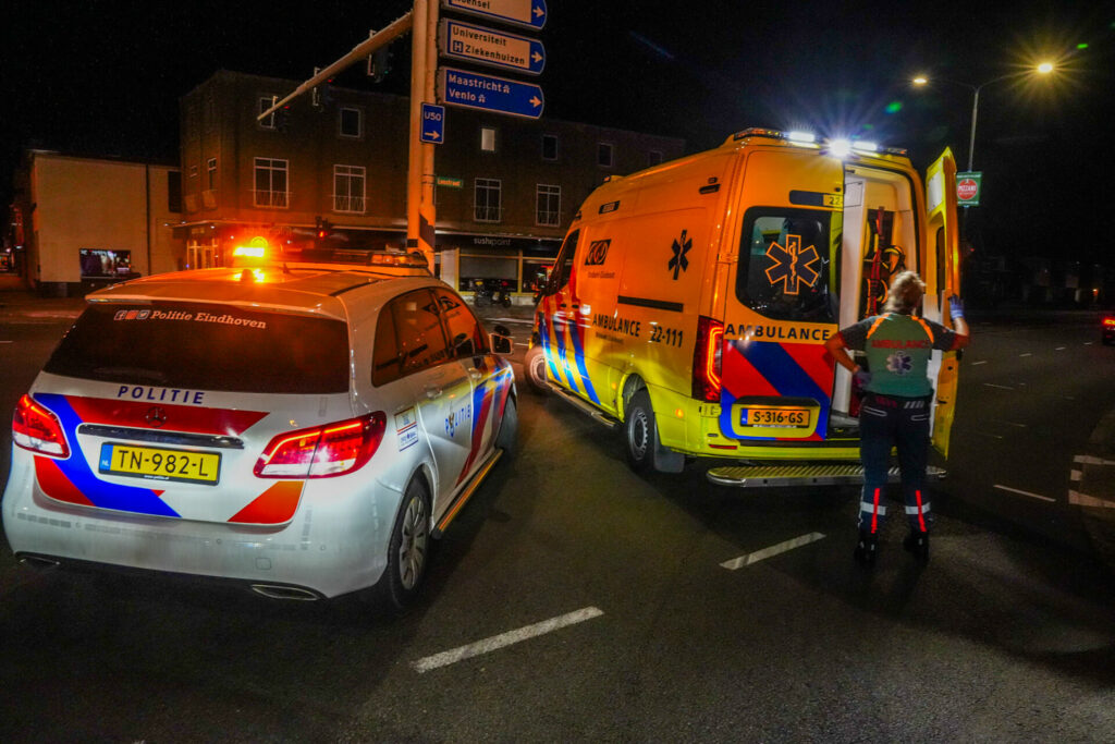 Fietser ernstig gewond na aanrijding met auto - 112 Nederland