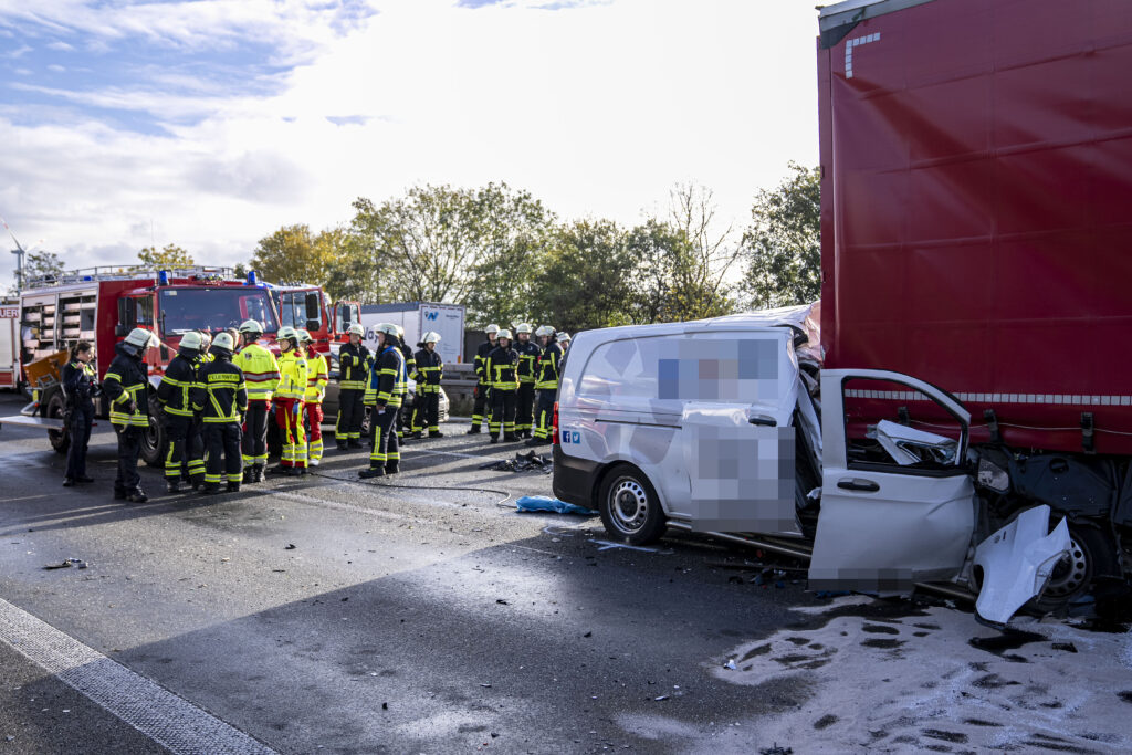 Nederlander overleden bij zwaar ongeluk op Duitse snelweg - 112 Nederland