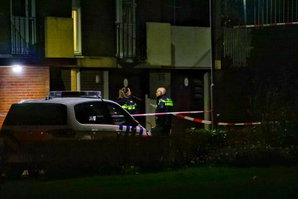 Overleden persoon op straat, door misdrijf omgekomen - 112 Nederland