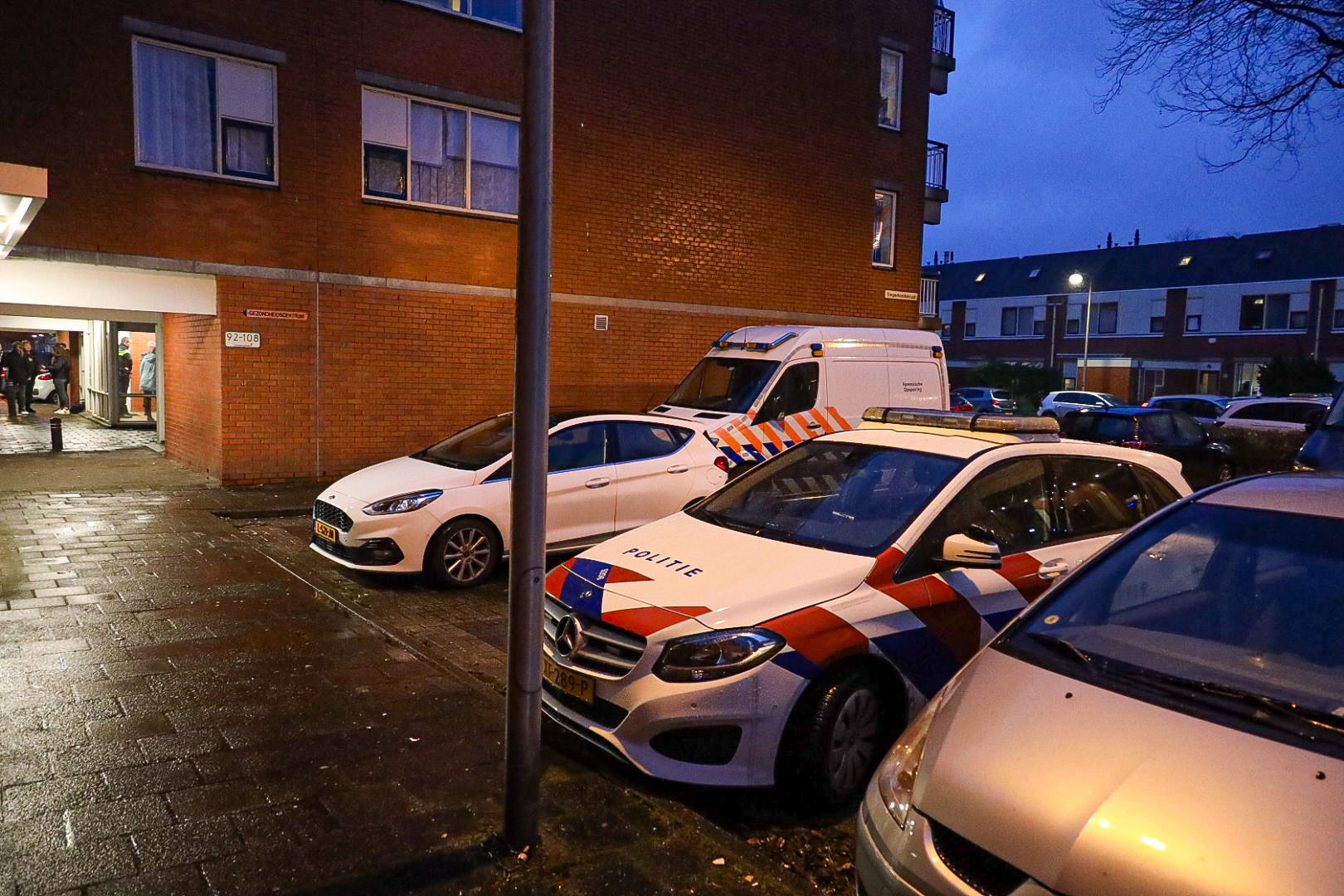 Dode en zwaargewonde aangetroffen na incident in woning - 112 Nederland