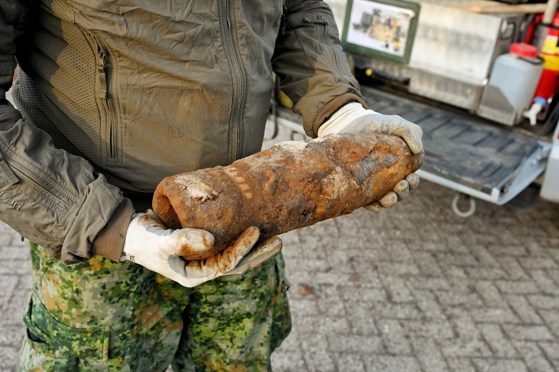 Explosief aangetroffen tijdens graafwerkzaamheden - 112 Nederland