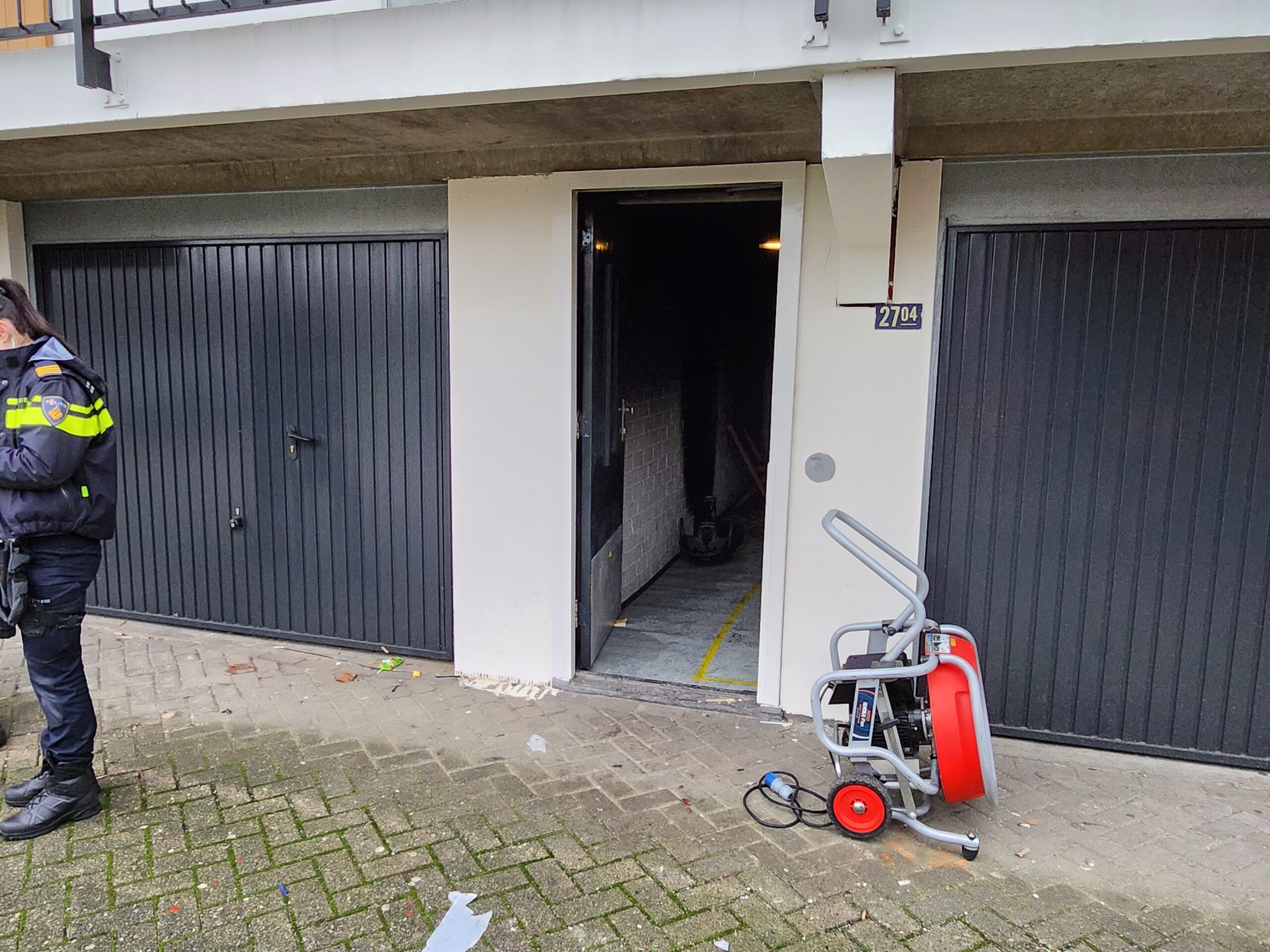 Forse roetschade in meerdere appartementen na brand - 112 Nederland