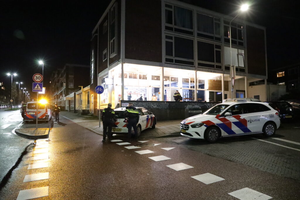 38-jarige man aangehouden na gewapende overval op cafetaria - 112 Nederland