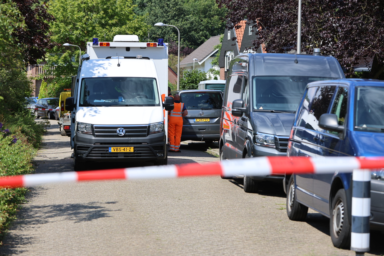 Foto’s: Groot politieonderzoek in woning - 112 Nederland