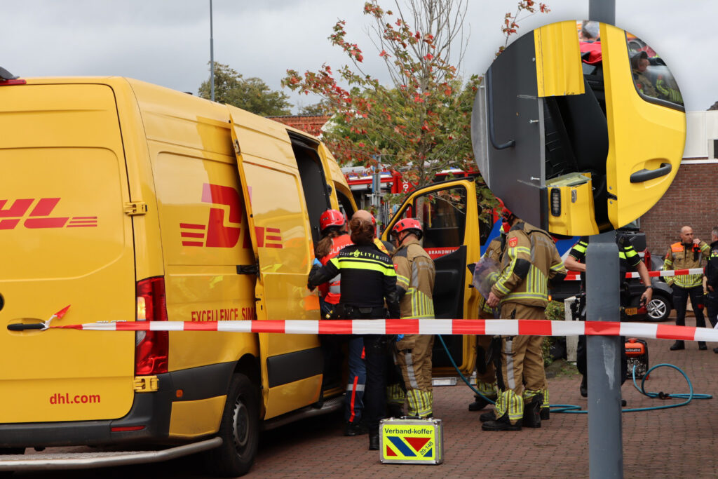 VIDEO: Bezorger krijgt metalen pin van autodeur in hand en zit klem ...