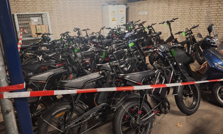 30 opgevoerde fatbikes door politie meegenomen bij grote controle - 112 Nederland