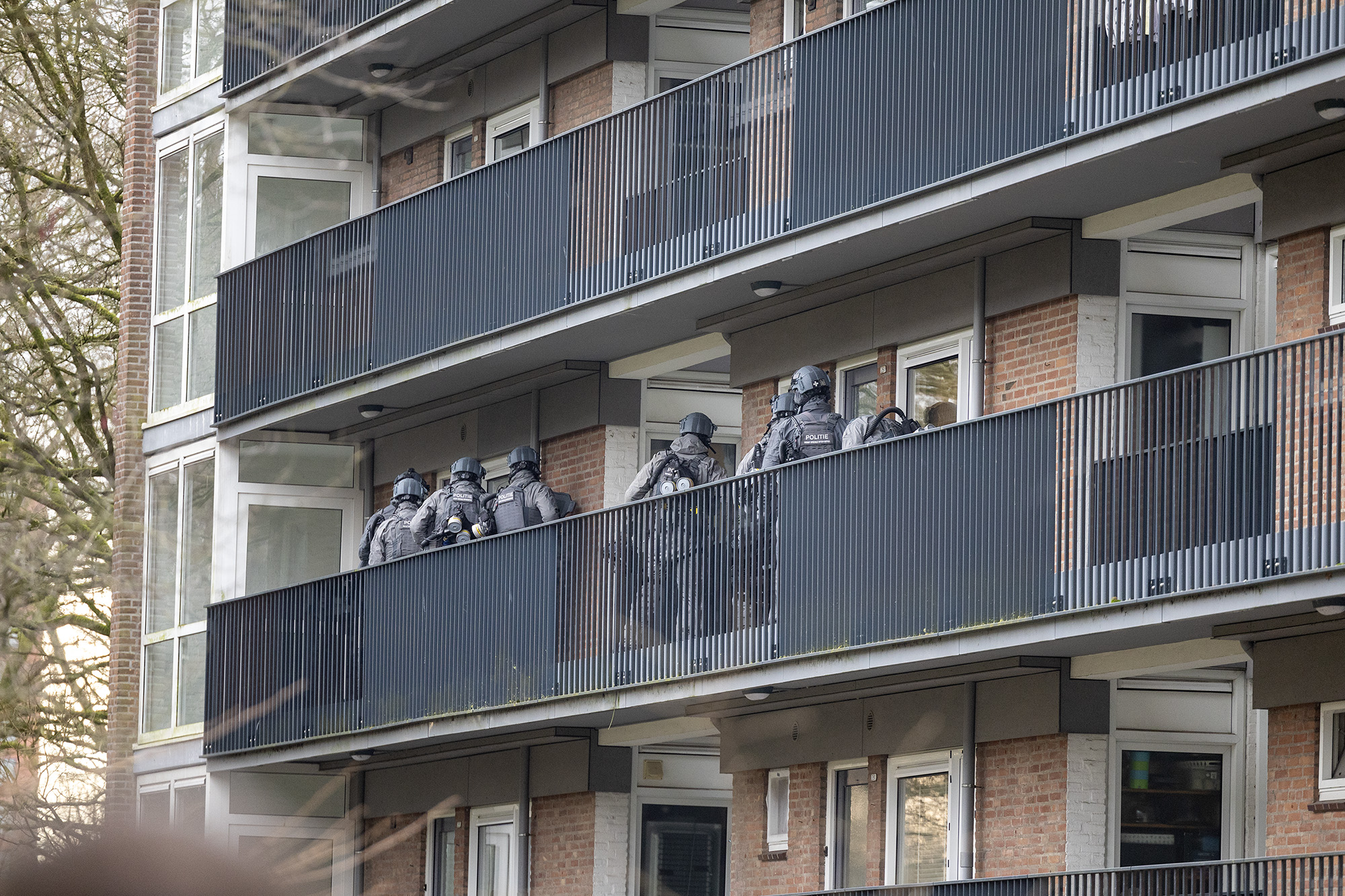 Flat ontruimd vanwege ‘verdachte situatie’, arrestatieteam ...
