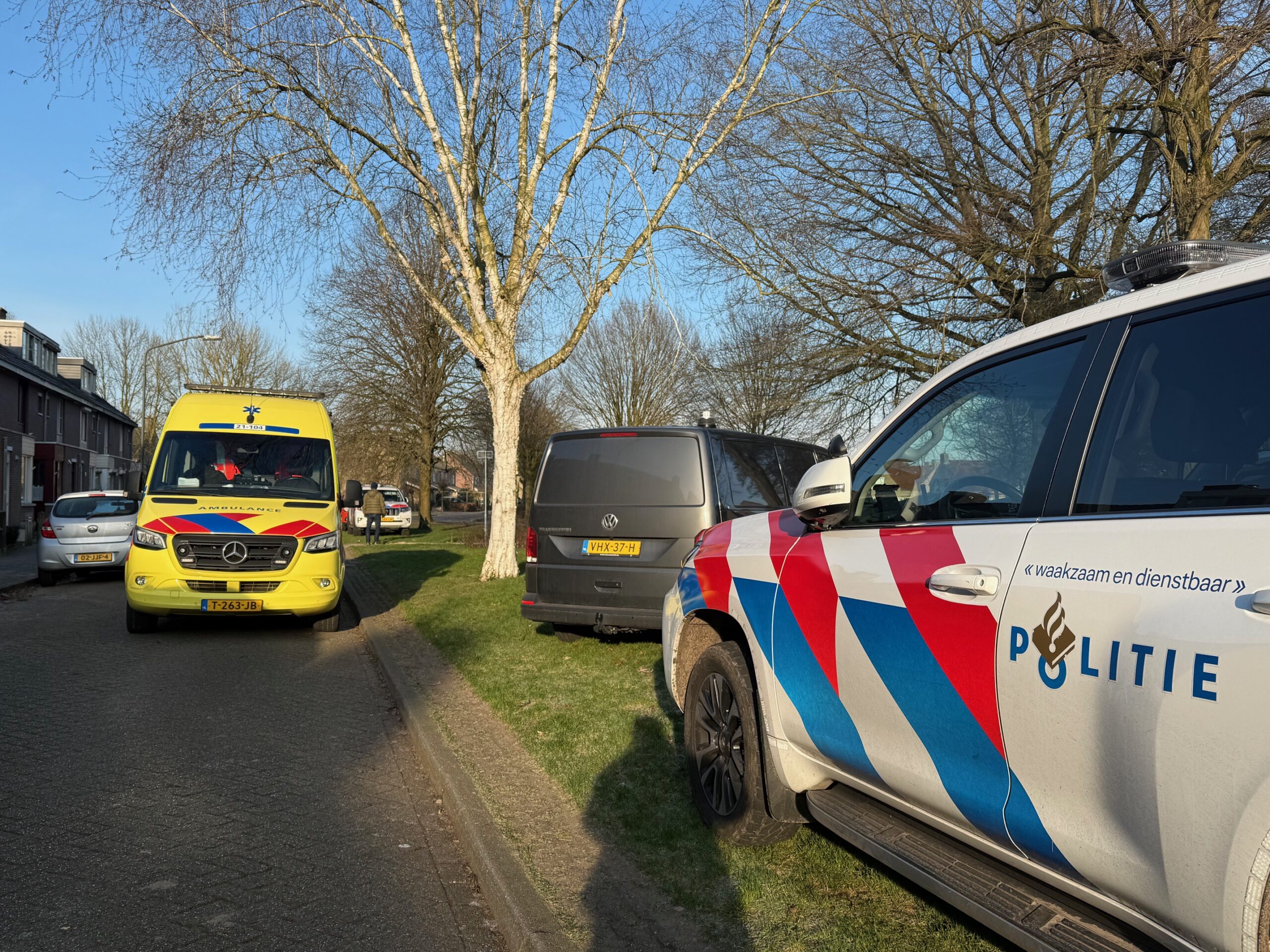 Politie doet onderzoek na aantreffen overleden persoon in woning - 112 Nederland