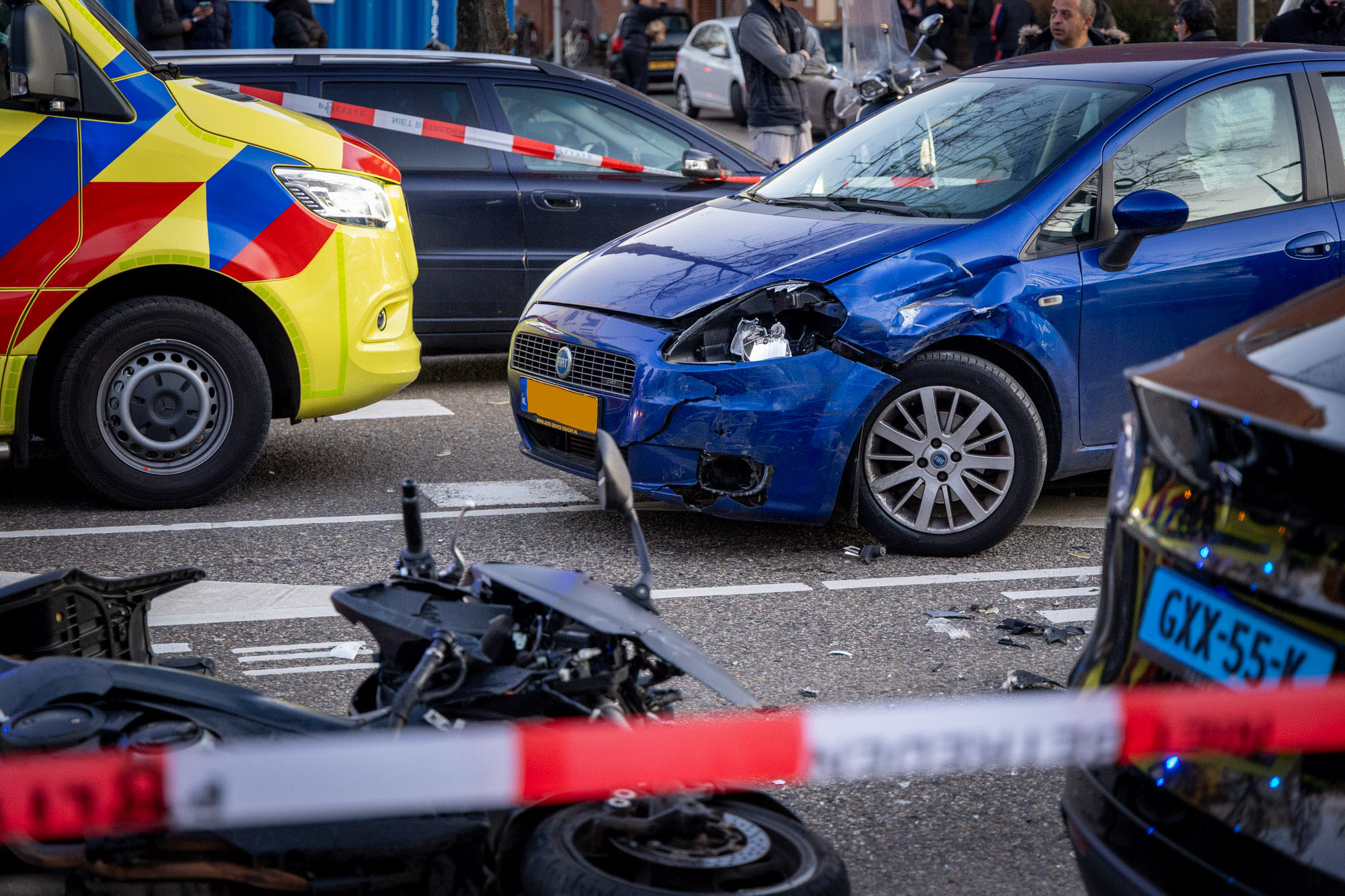 Motorrijder ernstig gewond bij ongeval met auto - 112 Nederland
