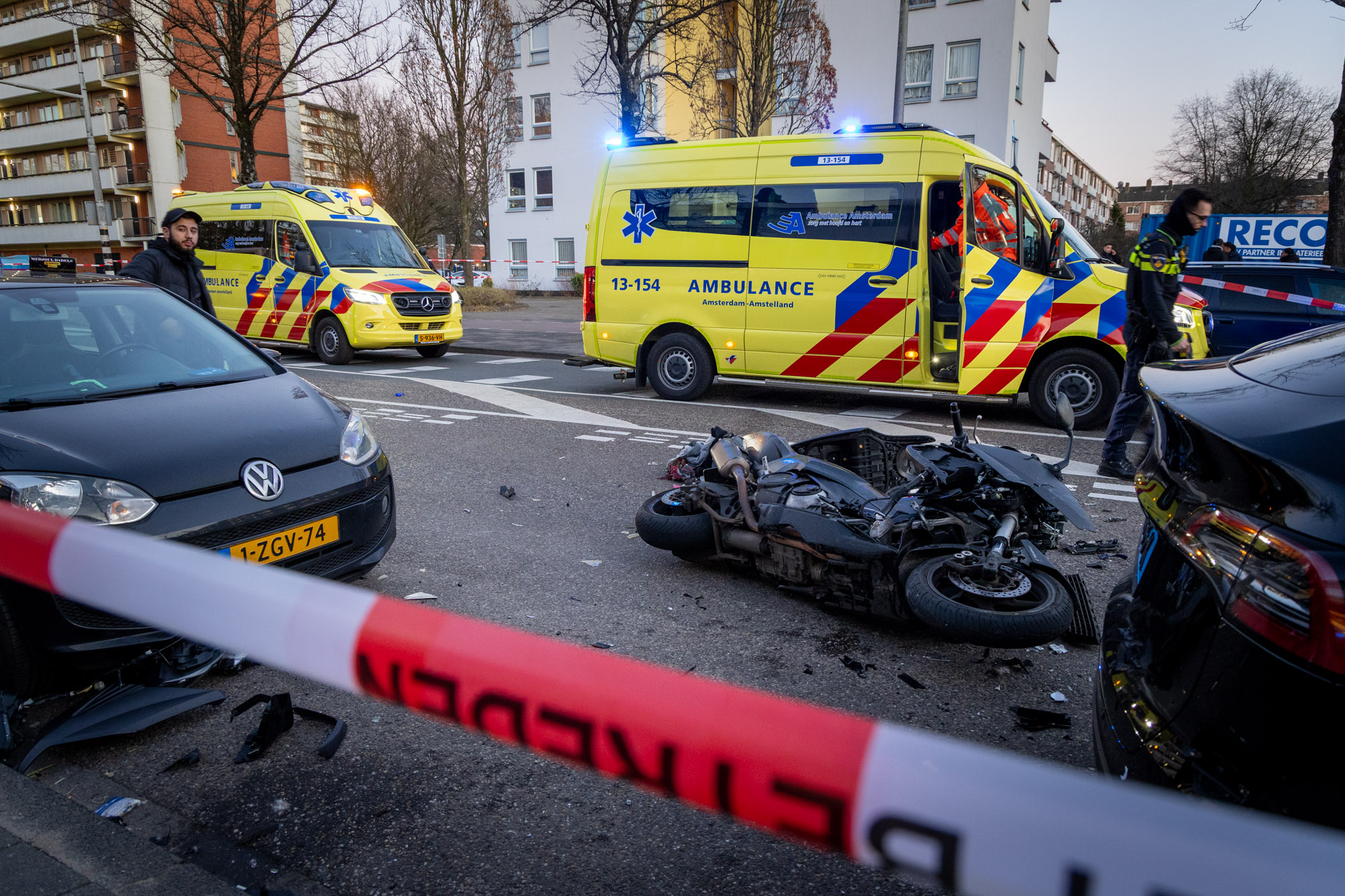 Motorrijder ernstig gewond bij ongeval met auto - 112 Nederland