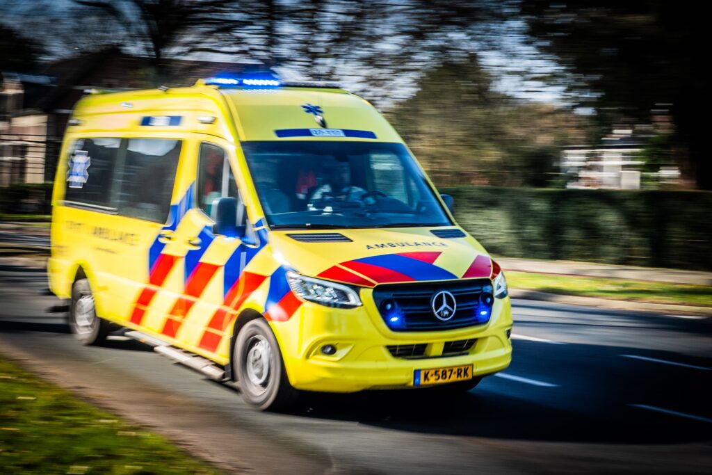 Dode bij ongeval op kruising - 112 Nederland