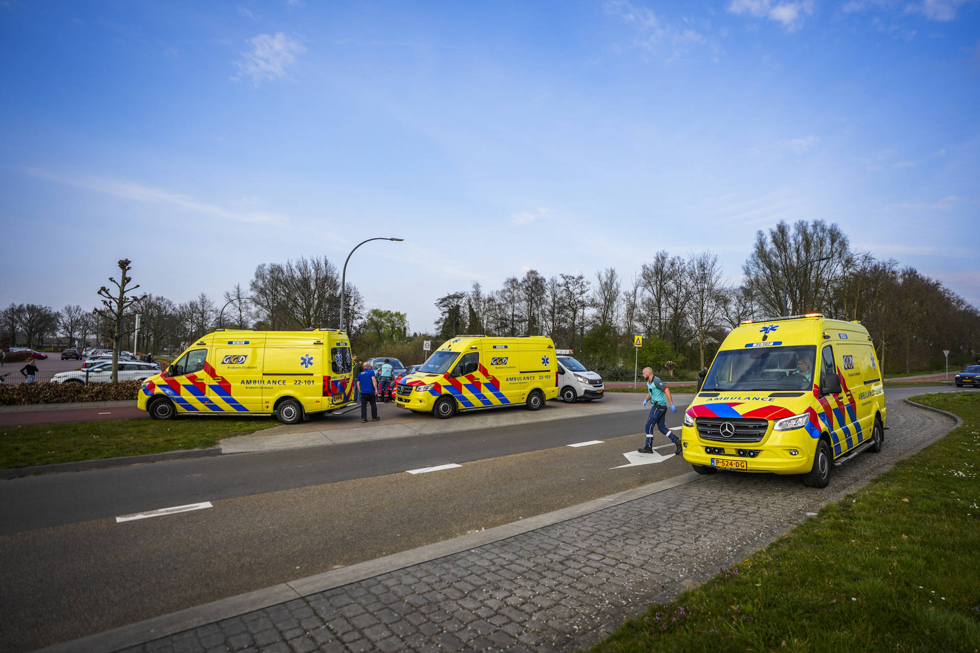 Alweer zware aanrijding op berucht kruispunt - 112 Nederland