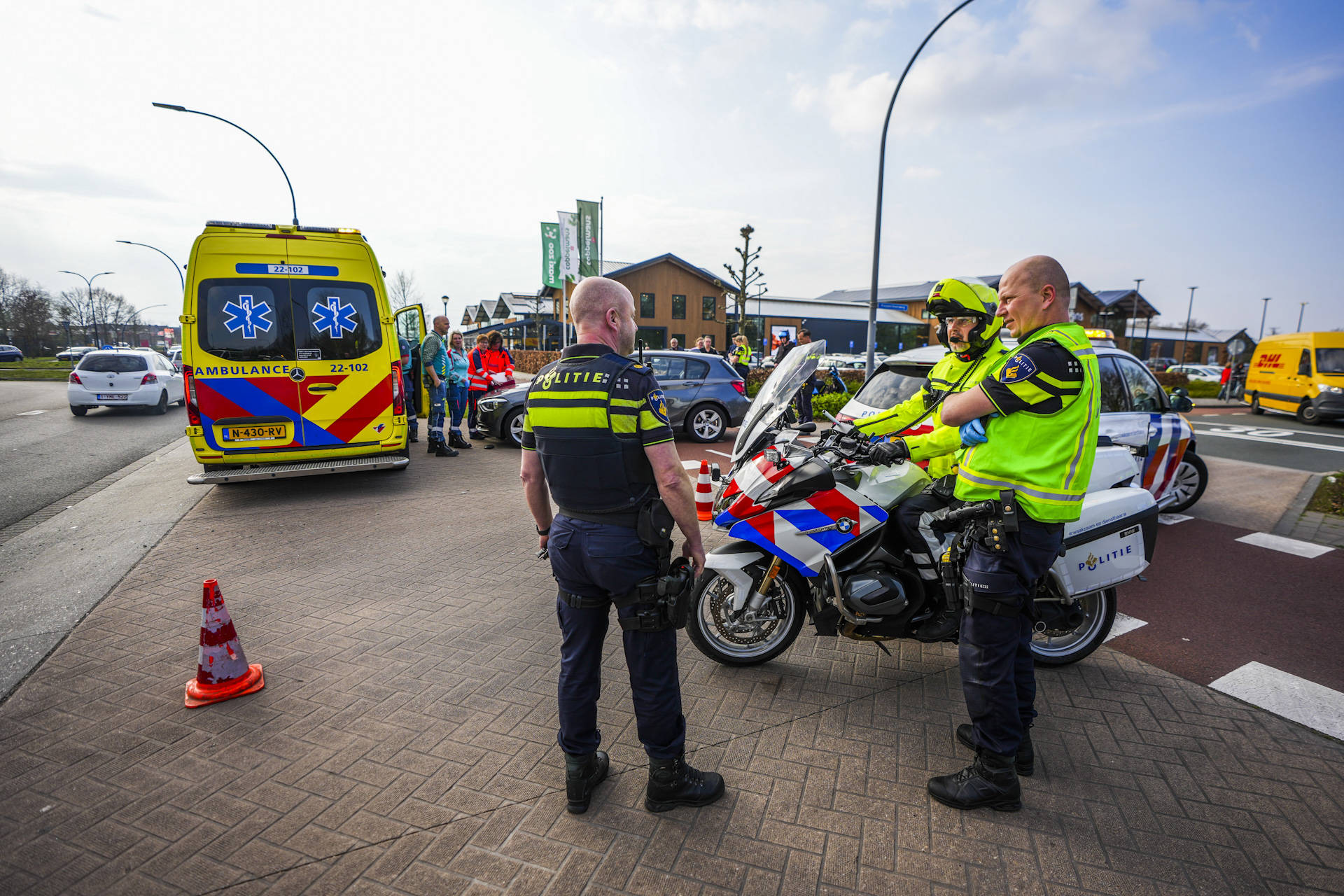 Alweer zware aanrijding op berucht kruispunt - 112 Nederland