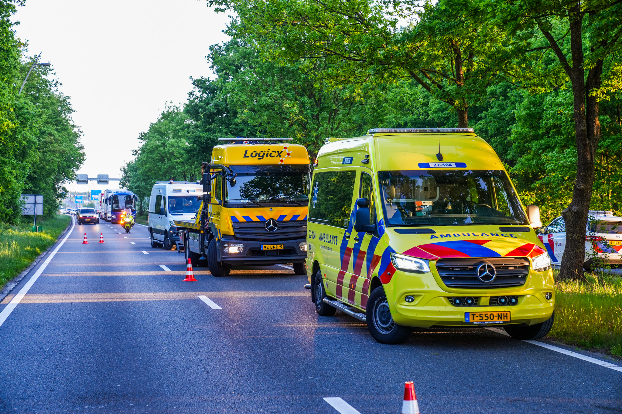 Dode bij ongeval tegen boom - 112 Nederland