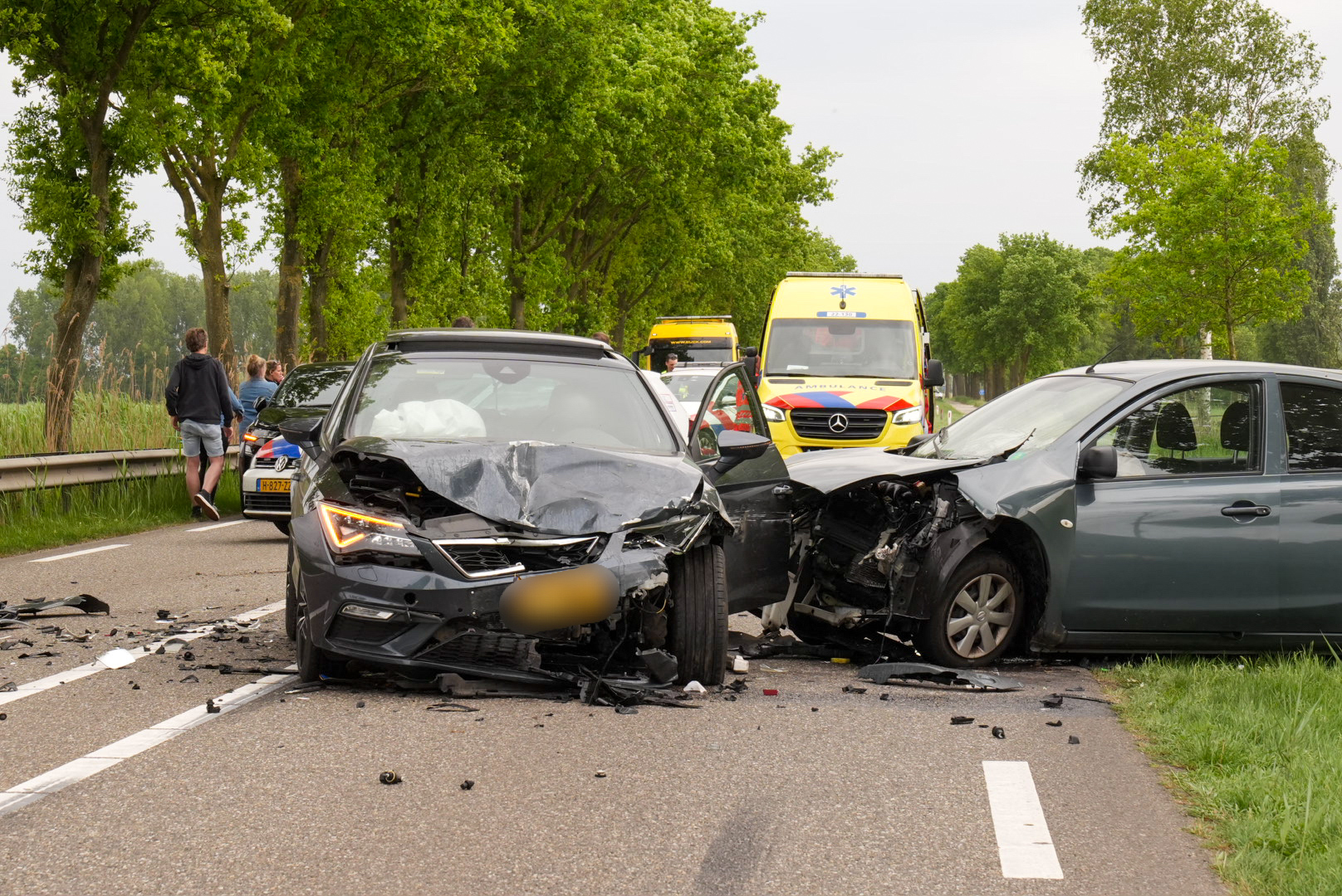 Gewonde bij frontale aanrijding - 112 Nederland