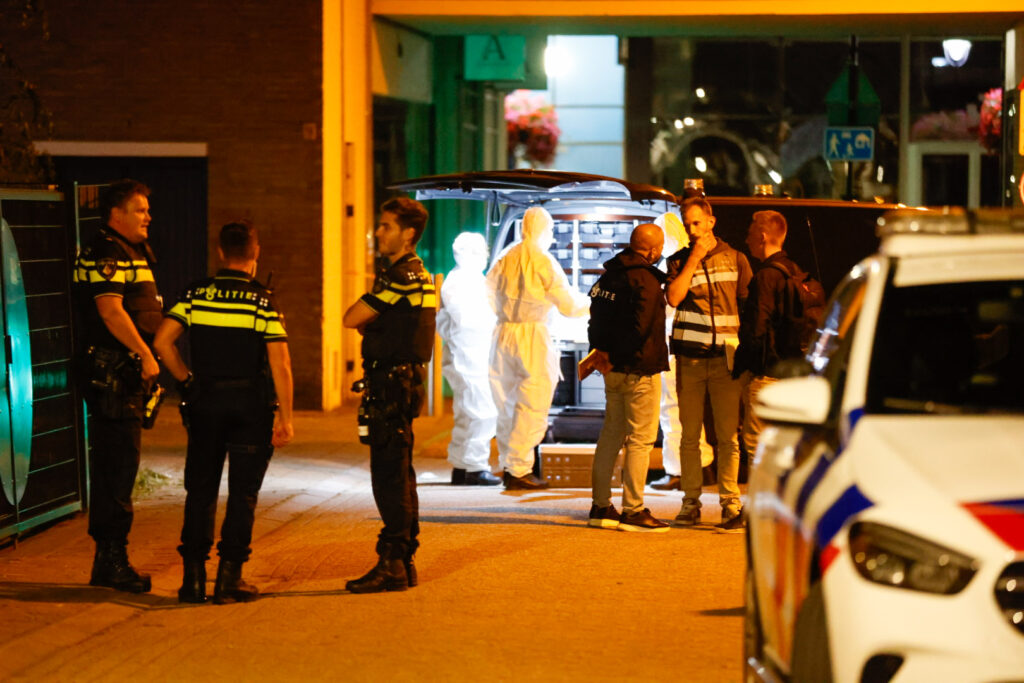 UPDATE: Man (69) dood aangetroffen in woning, 46-jarige man aangehouden - 112 Nederland