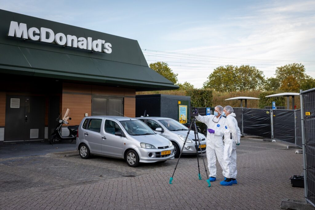Politie schiet persoon dood na beroving fatbike - 112 Nederland