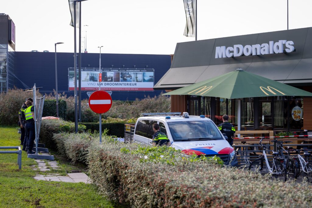 Politie schiet persoon dood na beroving fatbike - 112 Nederland