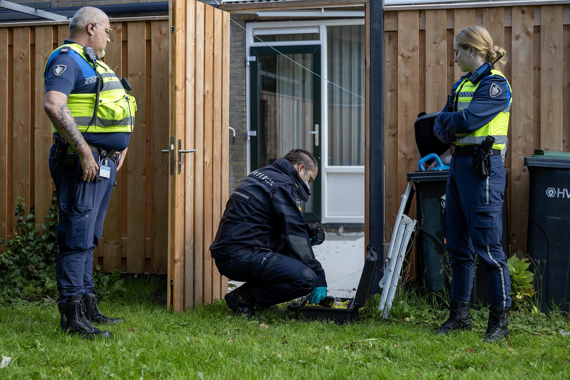 Man (40) aangehouden voor mogelijke betrokkenheid bij dood vrouw (58) - 112 Nederland