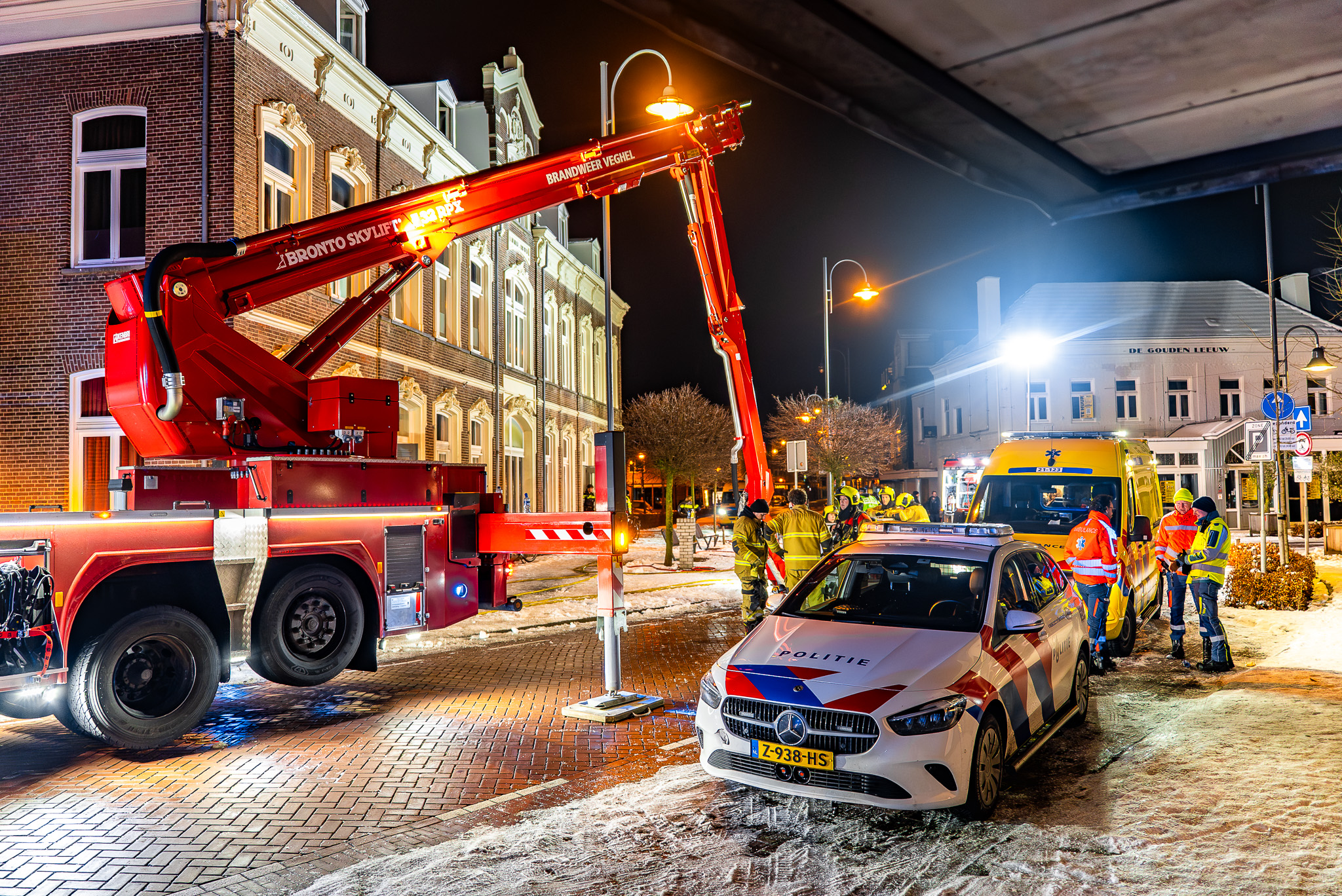 Brand in appartementencomplex, bewoners geëvacueerd - 112 Nederland